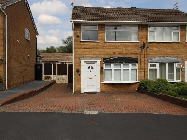 Truro Close, St. Helens WA11, 3 bed semi detached house to rent, £950 pcm | PrimeLocation