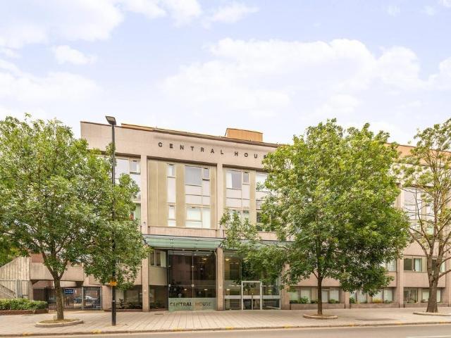 Tryon Apartments, Balfour Road, Hounslow 1 bed apartment to rent £1,550 pcm £358 pw