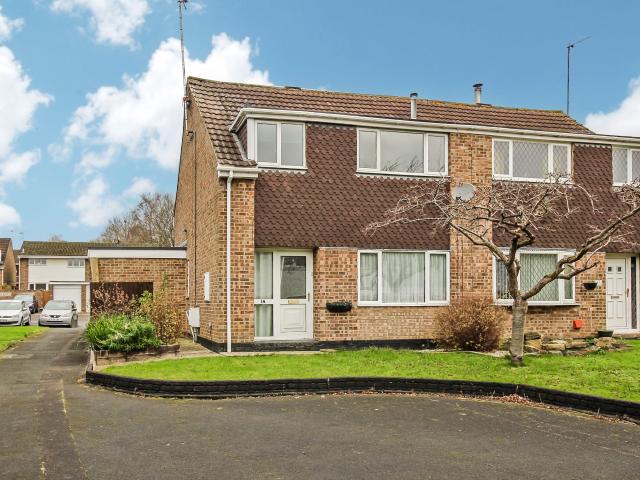 Tryon Close Swindon, Swindon 3 bedrooms Property for lettings Mcfarlane