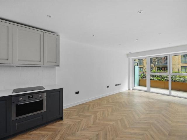 Tryon House, Brook St KT1, 1 bed flat to rent, £2,000 pcm | PrimeLocation