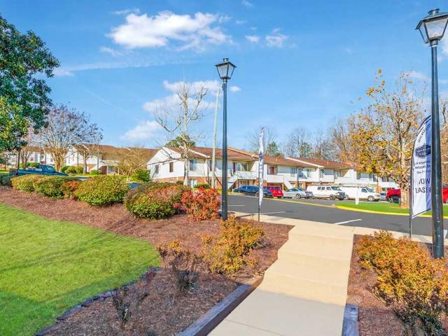 Two20 @ Branchview 1 Bedroom Apartment for Rent at 220 Branchview Drive, Charlotte, NC 28217 Montclaire South