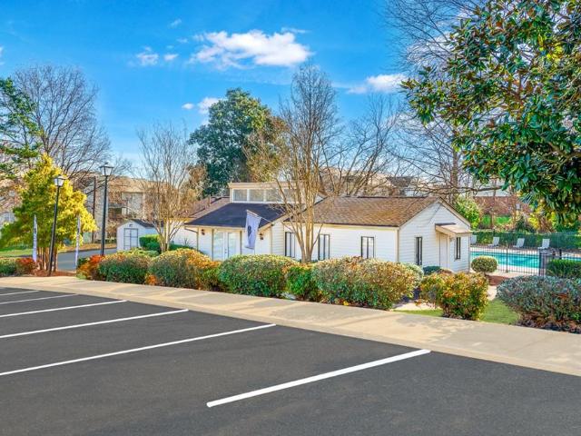 Two20 @ Branchview 1 Bedroom Apartment for Rent at 220 Branchview Drive, Charlotte, NC 28217 Montclaire South