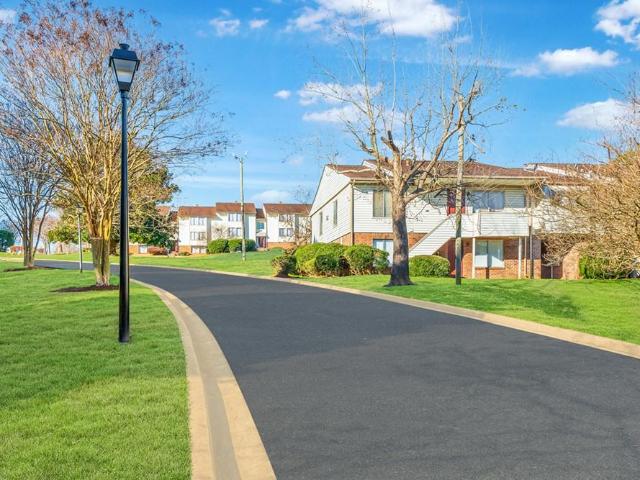 Two20 @ Branchview 2 Bedroom Apartment for Rent at 220 Branchview Drive, Charlotte, NC 28217 Montclaire South