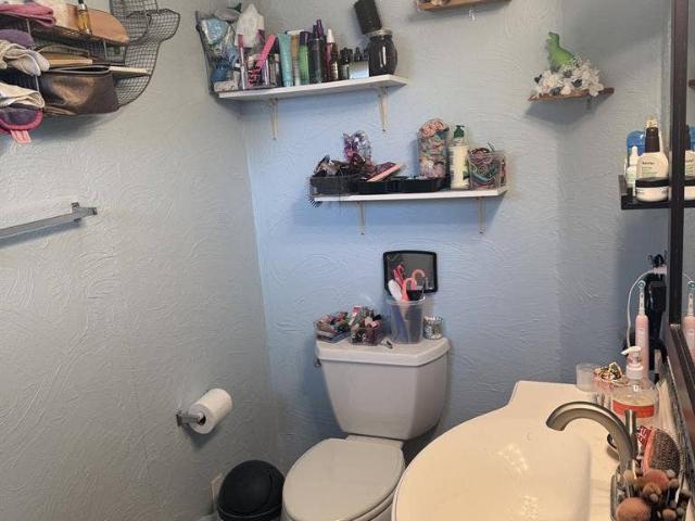 Two Connected Rooms w/ Bathroom