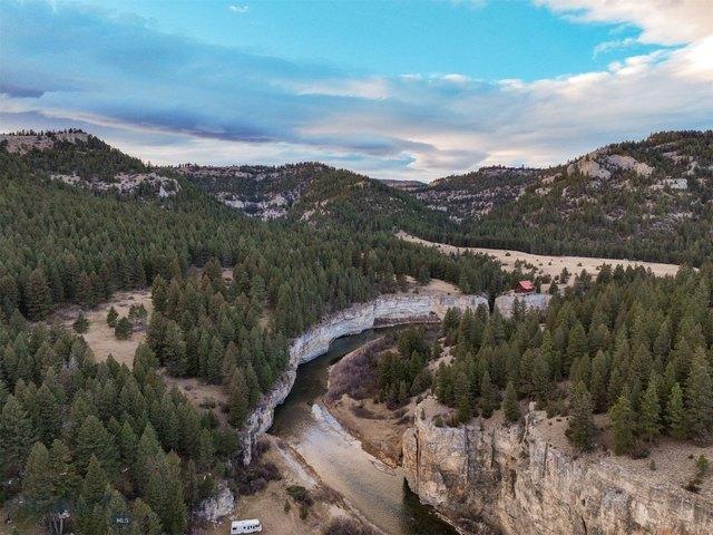 Two Creeks Road, MT 59645