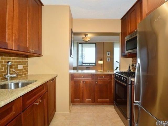 Two Bay Club Dr Unit 16V, Bayside, NY 11360