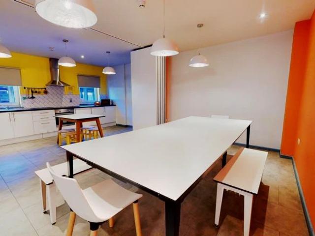 2 Bed Apartment