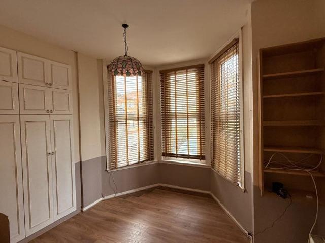 Two bed Flat Available with Garden and Reception