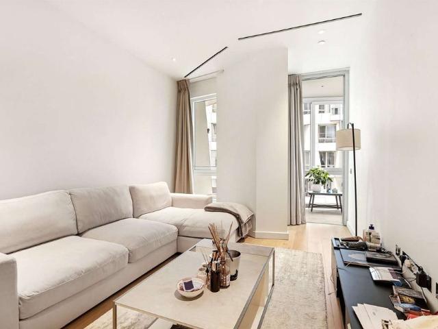 Two bed flat located at Battersea Power Station