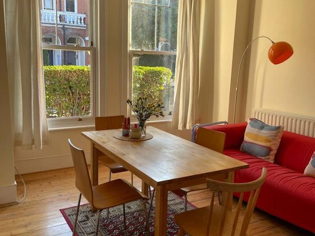 Two Bed Garden Flat in Clapham South
