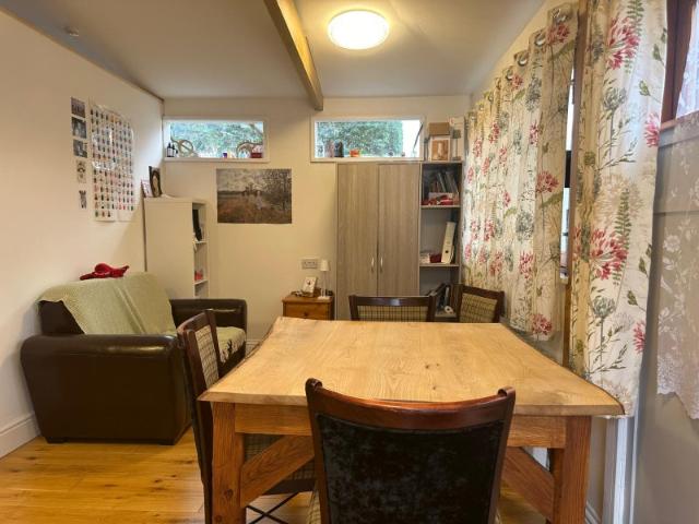 Two Bed House inclusive bills Heading shops