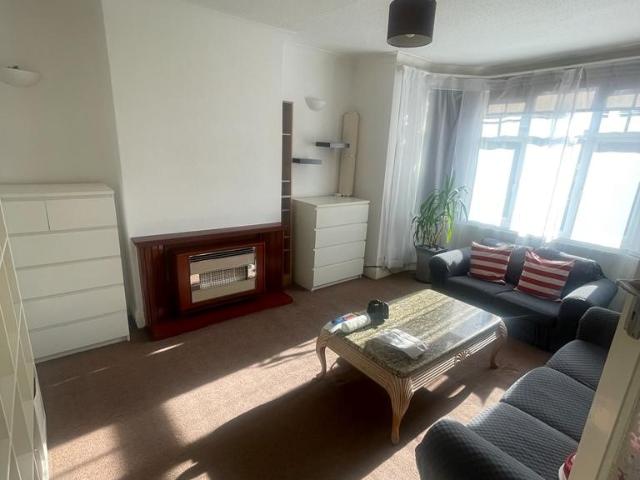 Two Bed Top Floor Maisonette, North Harrow, HA2