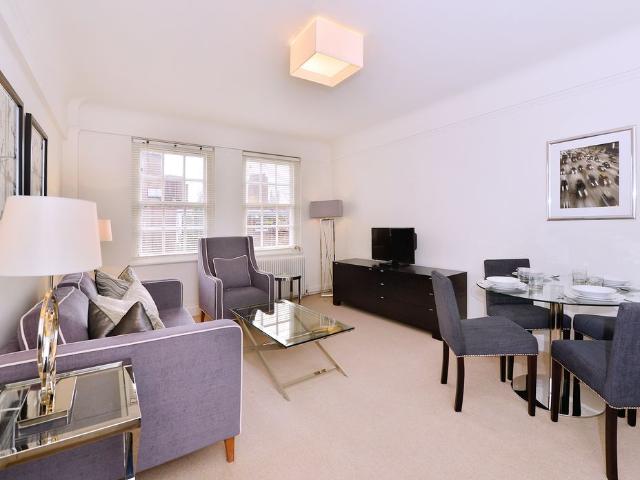 Two Bedroom, To Let, Fulham Road SW3, 2 bed flat to rent, £4,030 pcm | PrimeLocation