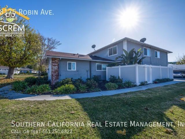 Two Bedroom Townhouse in Santa Clarita