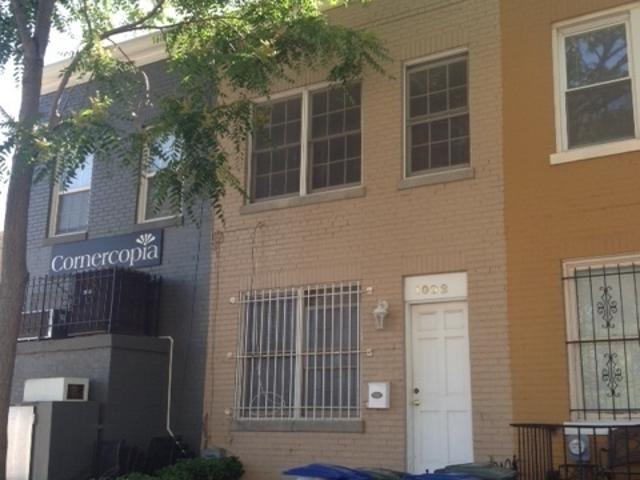 Two Bedroom Rowhouse Near Capitol Hill