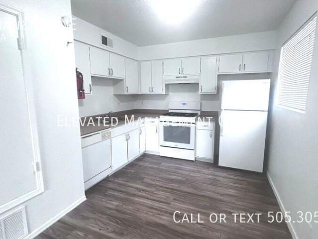 Two Bedroom Unit with Storage! $500 OFF First Months Rent