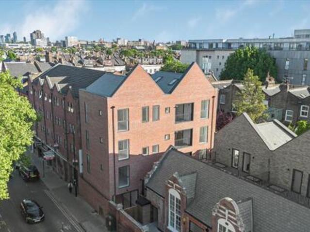Two bedroom Apartment At Hornsey Road, London, 2 Bedroom Flat