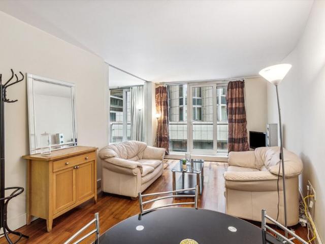 Two bedroom apartment available to rent in Balmoral Apartments, W2