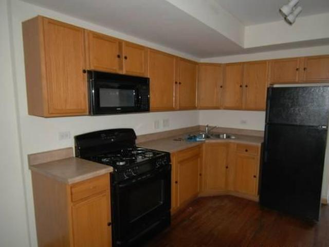 Two Bedroom Apartment in Fenway–Kenmore, Just $950/Month