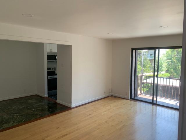 Two Bedroom Apartment in the Avenues!