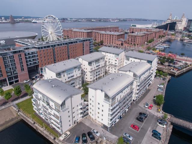 Two bedroom apartment with parking