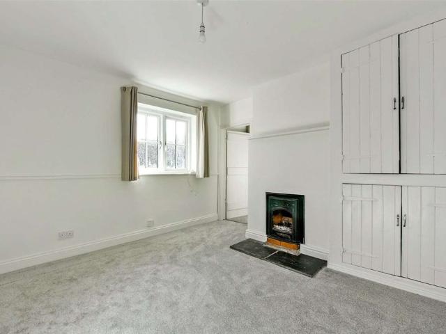 Two bedroom character cottage set in beautiful woodland