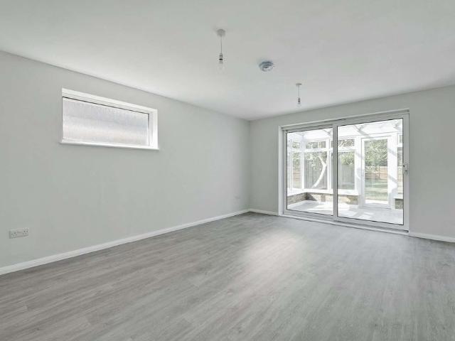 Two bedroom detached bungalow recently refurbished throughout, with a new kitchen and bathroom, modern fittings and enclosed rear garden