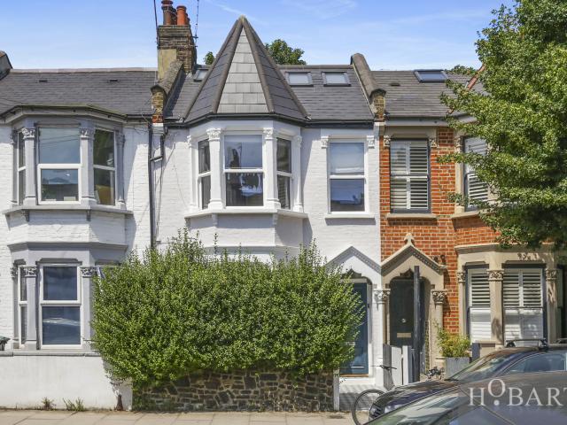 Two Bedroom Duplex with Study & Private Roof Terrace
