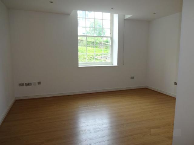 Two Bedroom Executive Apartment To Let in Old Mustard Mill, Papermill Yard, Norwich