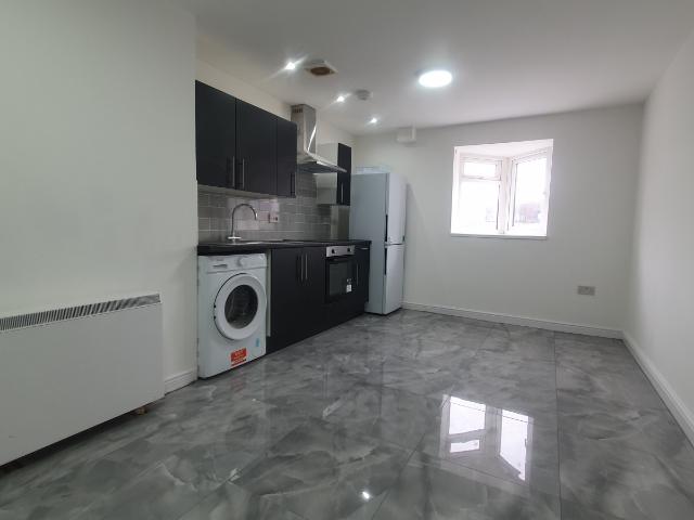 Two bedroom first floor flat to rent