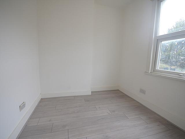 Two Bedroom Flat Highbury Garden IG3