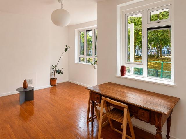 Two bedroom garden flat by Victoria Park