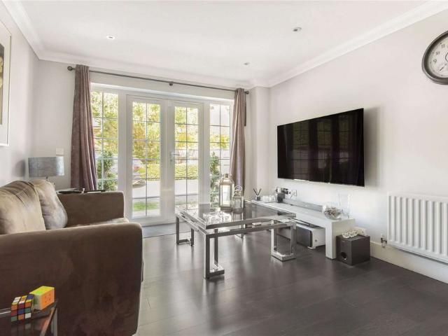 Two bedroom ground floor apartment with allocated parking