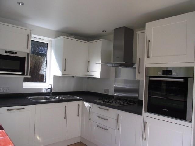 Two Bedroom Ground Floor Maisonette To Let in Croydon With Private Garden
