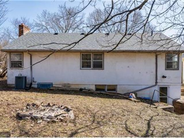 Two Bedroom in Maplewood