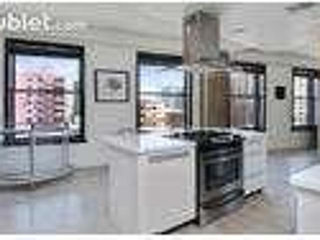 Two Bedroom In Metro Los Angeles