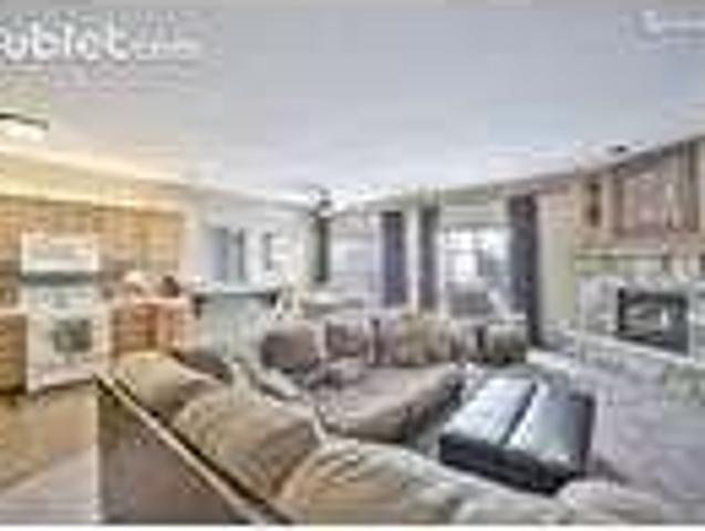 Two Bedroom In Milwaukee Suburbs South