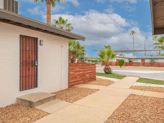 Two Bedroom Luxury Apartment Homes 2 Bedroom Apartment for Rent at 2152 N Country Club Rd, Tucson, AZ 85716 Palo Verde