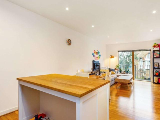 Two bedroom modern apartment with a balcony