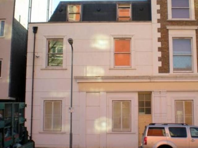Two Bedroom Student Flat Kentish Town