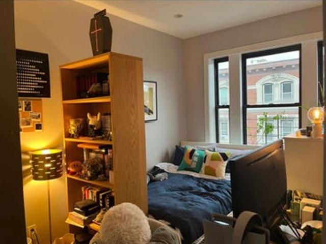 Two Bright & Private Rooms Available for Rent!