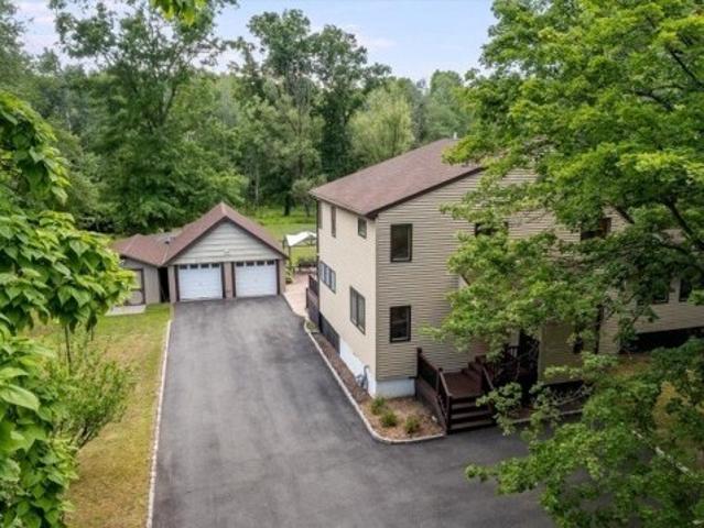 Two Bridges Rd, Lincoln Park, Home For Sale