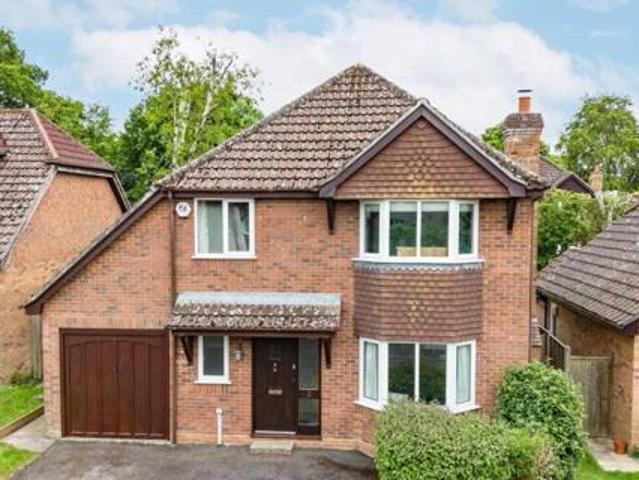 Two Gate Meadow, Overton, 4 Bedroom Detached