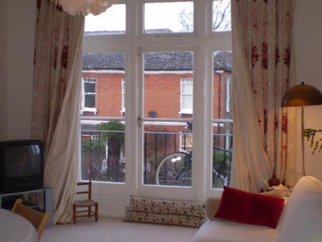 Two double bed flat in Victorian Conversion