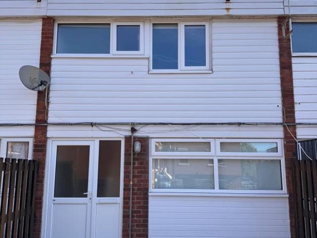 Two Double Bedroom Maisonette in Centre of Anstey