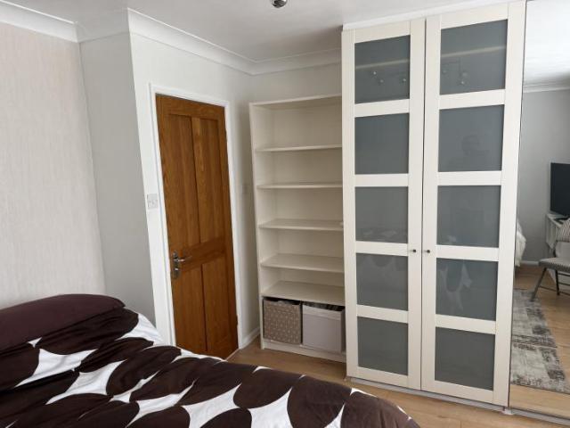 Two Double rooms with own bathrooms and Aircon