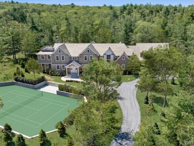 Two Holes Of Water Rd, East Hampton, Home For Sale