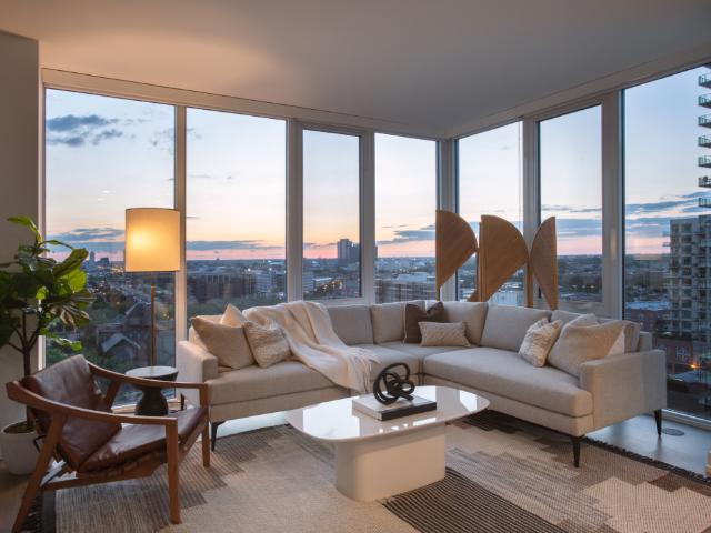 TWO Old Town Park Studio Apartment for Rent at 202 W Hill St, Chicago, IL 60610 Near North Side