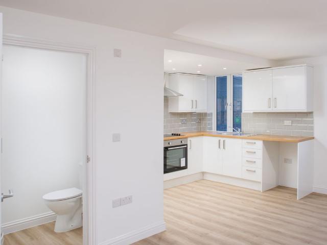Two Mile Hill Road, Bristol BS15, 1 bed flat to rent, £1,125 pcm | PrimeLocation