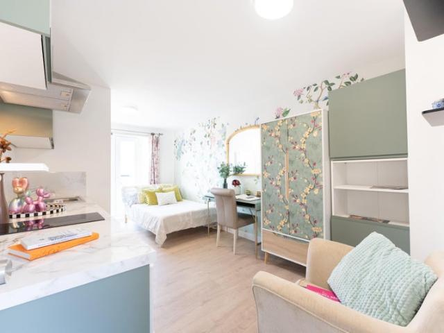 Two newly refurbished studios in Orchard Park
